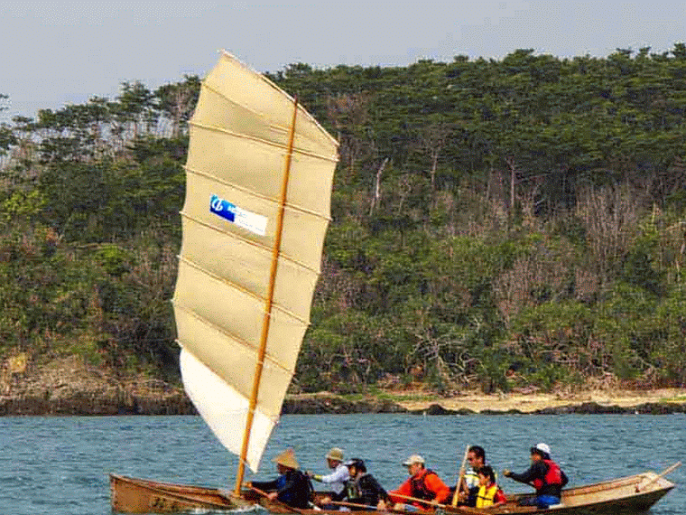 Ryukyu Life: Views of the Sailing Sabani Boats in Kin Bay