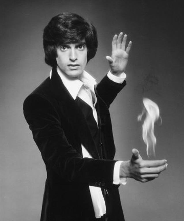 Việt Nam Dân Đen: David Copperfield, con người huyền bí của thế giới ảo ...