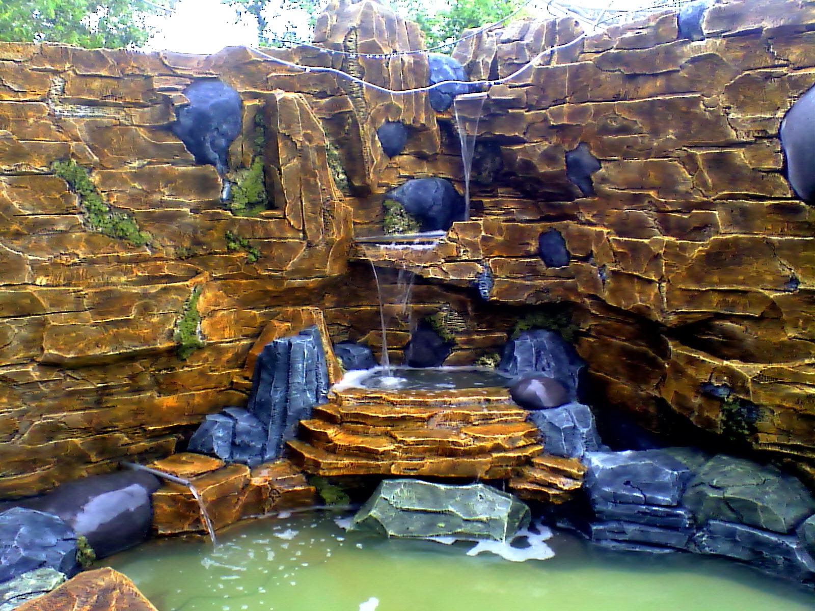 17+ Dinding Kolam Ikan