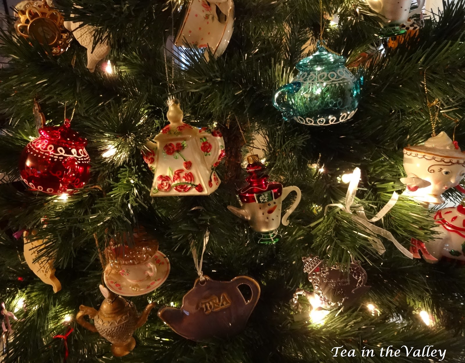 Tea in the Valley: 2017 Tea-Themed Christmas Tree