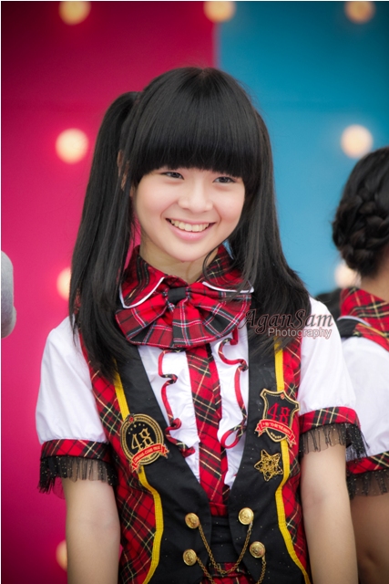 Download Foto-Foto Yuvi pake BAJU JKT48 | Kumpulan Foto dan artikel JKT48