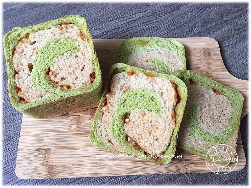 cathy's joy: Matcha Kinako Butterscotch Chips Bread