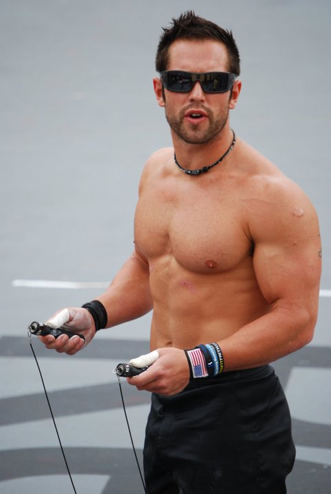 Eyecons: HUMPDAY HUMP: RICH FRONING, JR.
