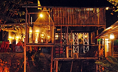 AKU JALAN AKU MAKAN: RESTORAN TASIK IDAMAN
