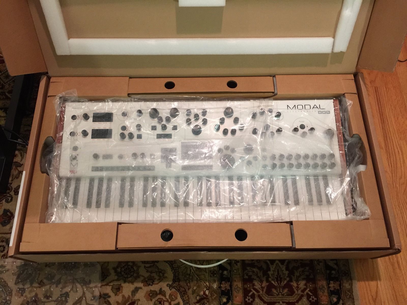 MATRIXSYNTH: MODAL 002 ANALOG/HYBRID SYNTHESIZER SN 002-0114