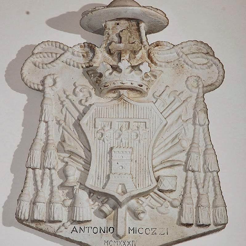 Araldica ecclesiastica: Micozzi, Antonio (1881-1944), vescovo