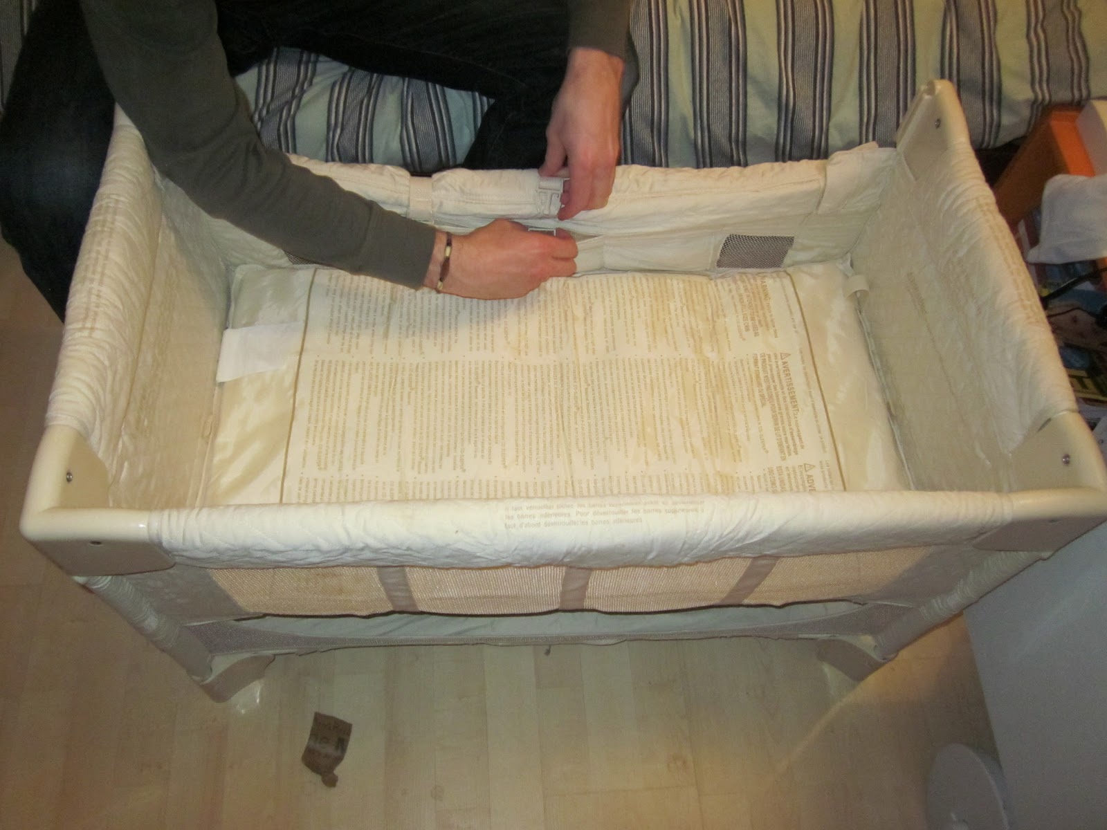 Les Mamans Testent: Le cododo et moi - le nain teste le berceau Cododo