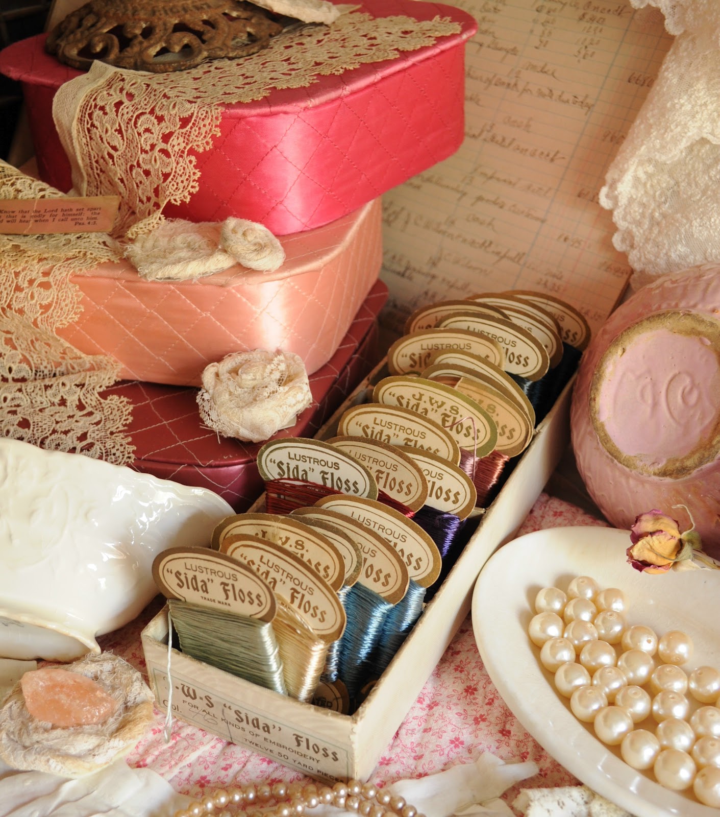 Faith, Grace, and Crafts: Pearls and Lace Thursday 105 Epic Score! Sida ...