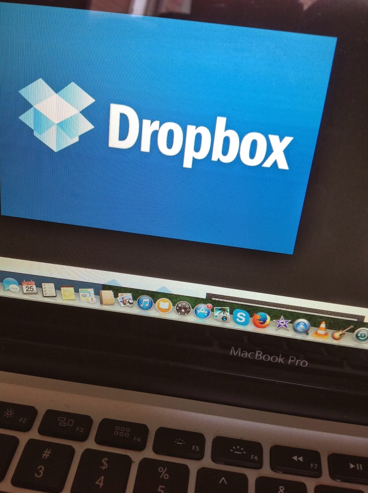 Andrew Imrie's English Teaching Blog: Collaboration Tools (2) Dropbox