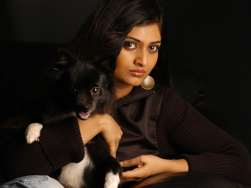 Indian Actresses Hot Photos Biography Wallpapers: Geethu Mohandas Hot ...