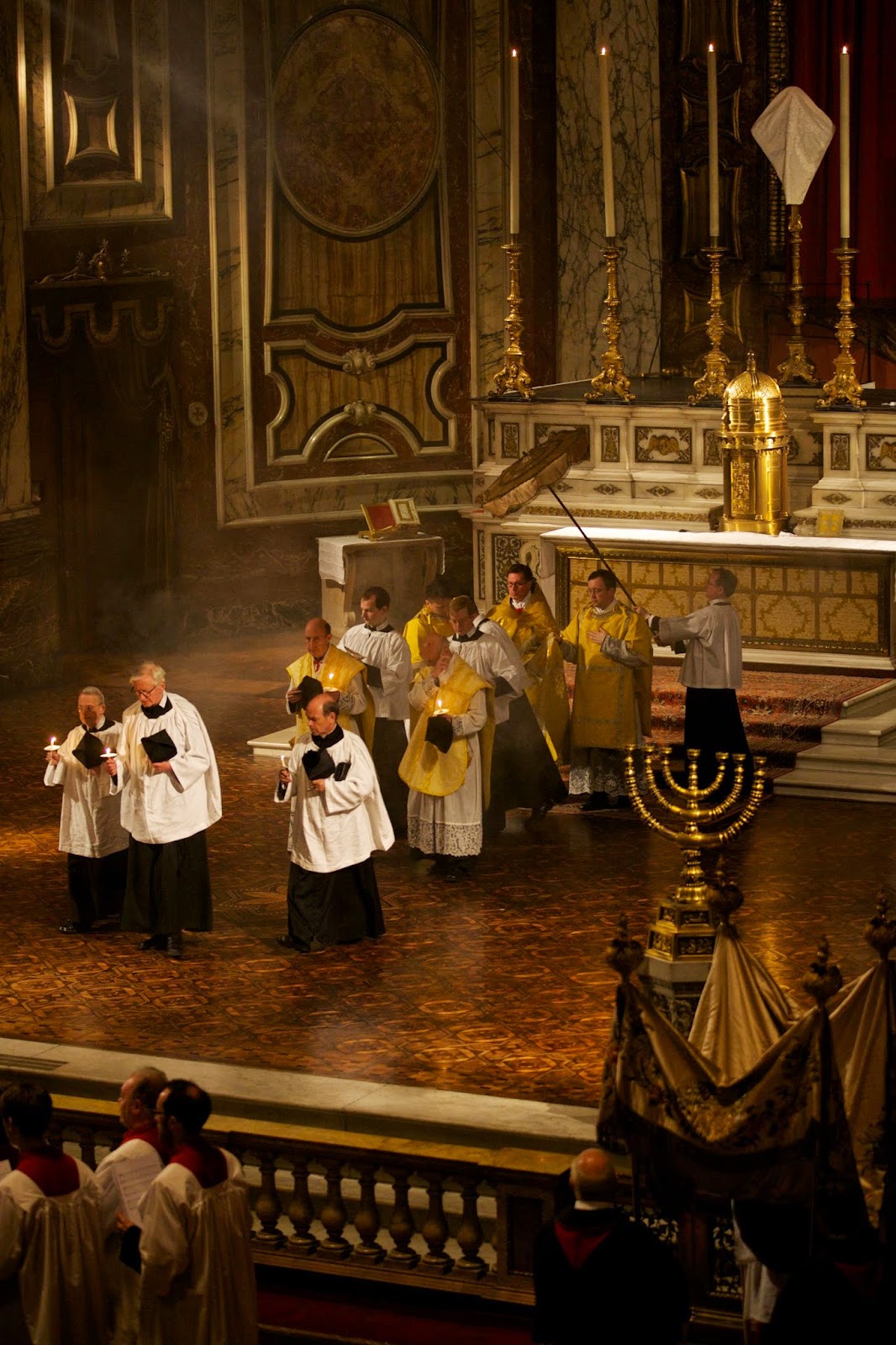 New Liturgical Movement: Solemn Mass of the Lord’s Supper at the London ...