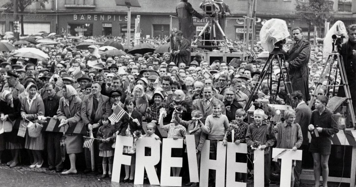 1949. Berlin's "Little Blockade" Finally Ends