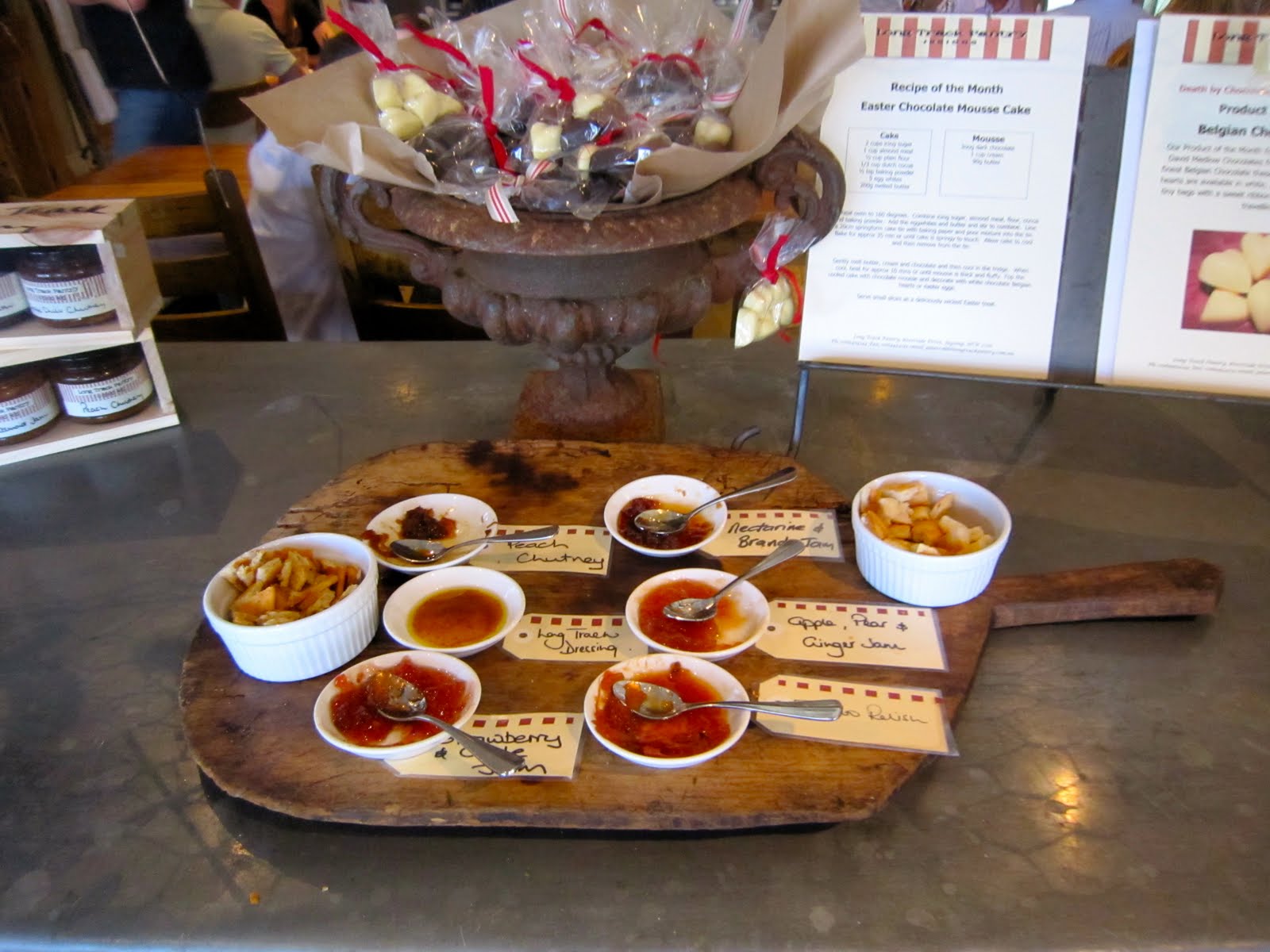 One Hungry Hen: The Long Track Pantry, Jugiong