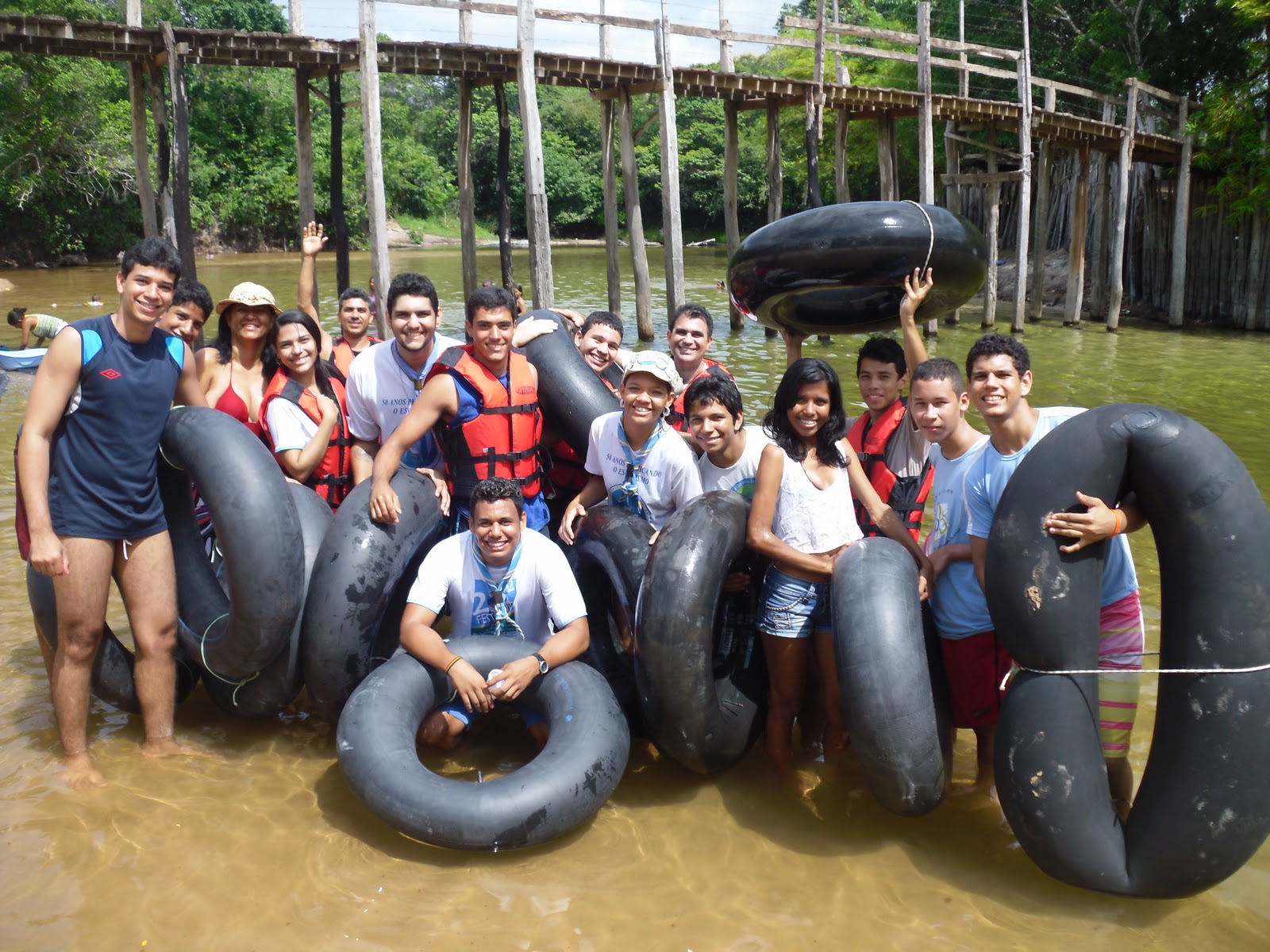 CLÃ CAMARADE: Descida do rio una de boia