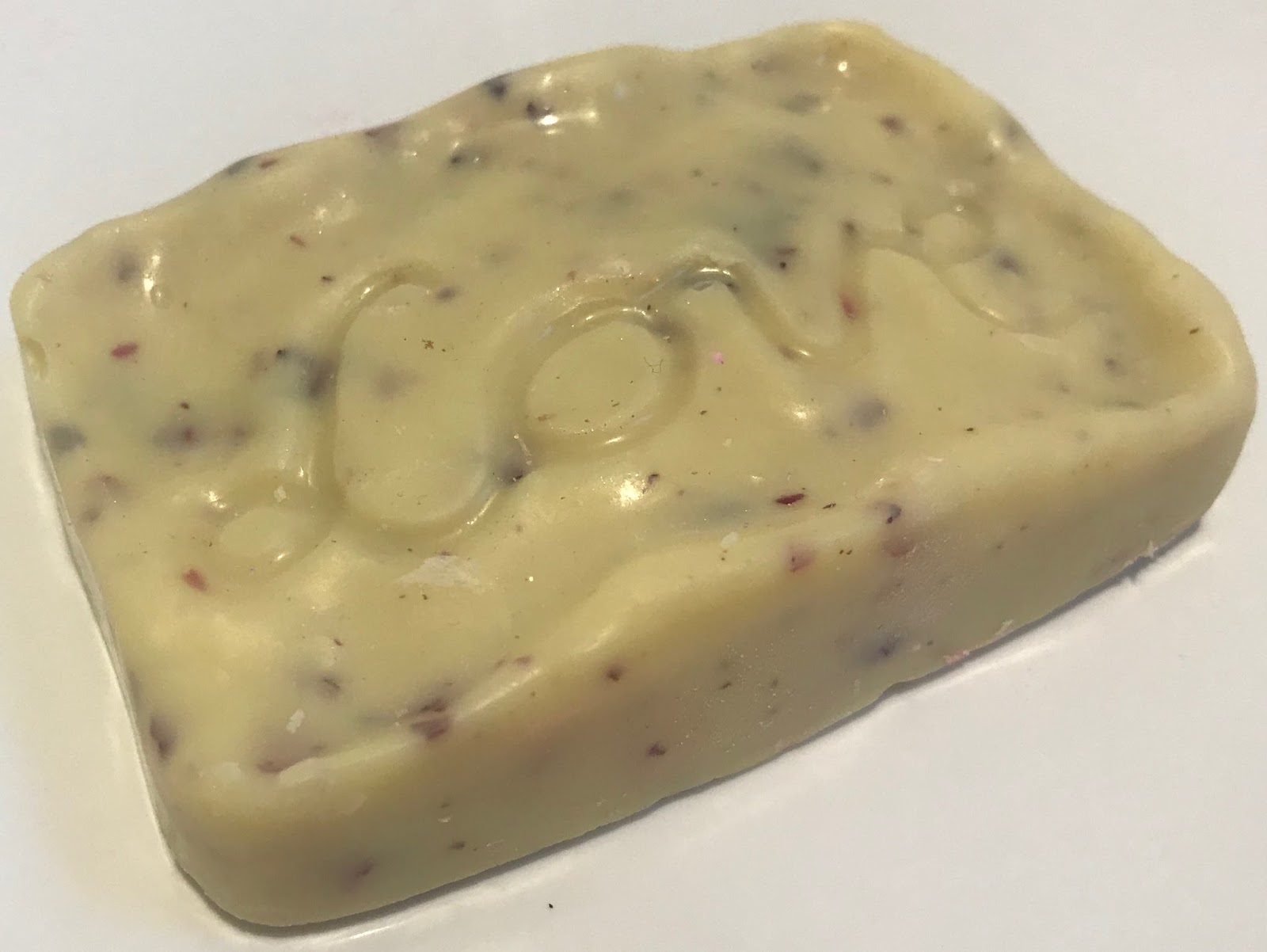 All Things Lush UK: Melt My Heart Massage Bar