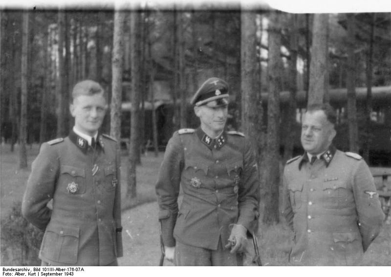 NAZI JERMAN: Foto Tokoh Nazi Jerman Yang Terluka