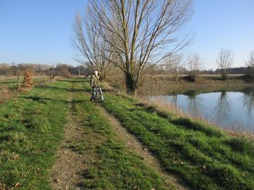 Sud-ouest Toulousain Randonnées: LONGAGES : Lac de la Linde