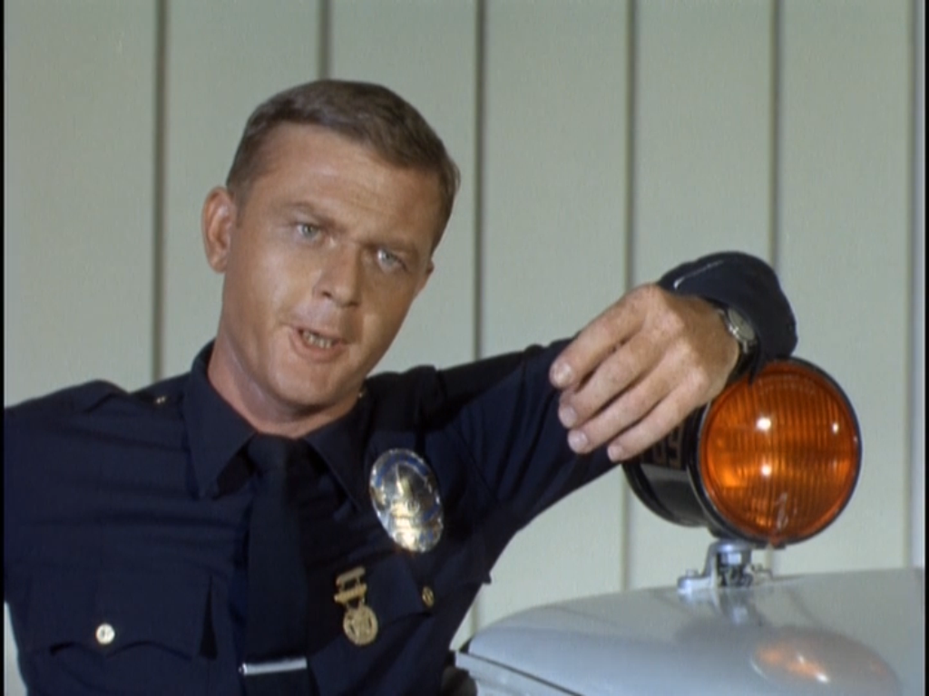 Lincoln X-ray Ida: My blog about Adam-12: Log 1: The Impossible Mission ...