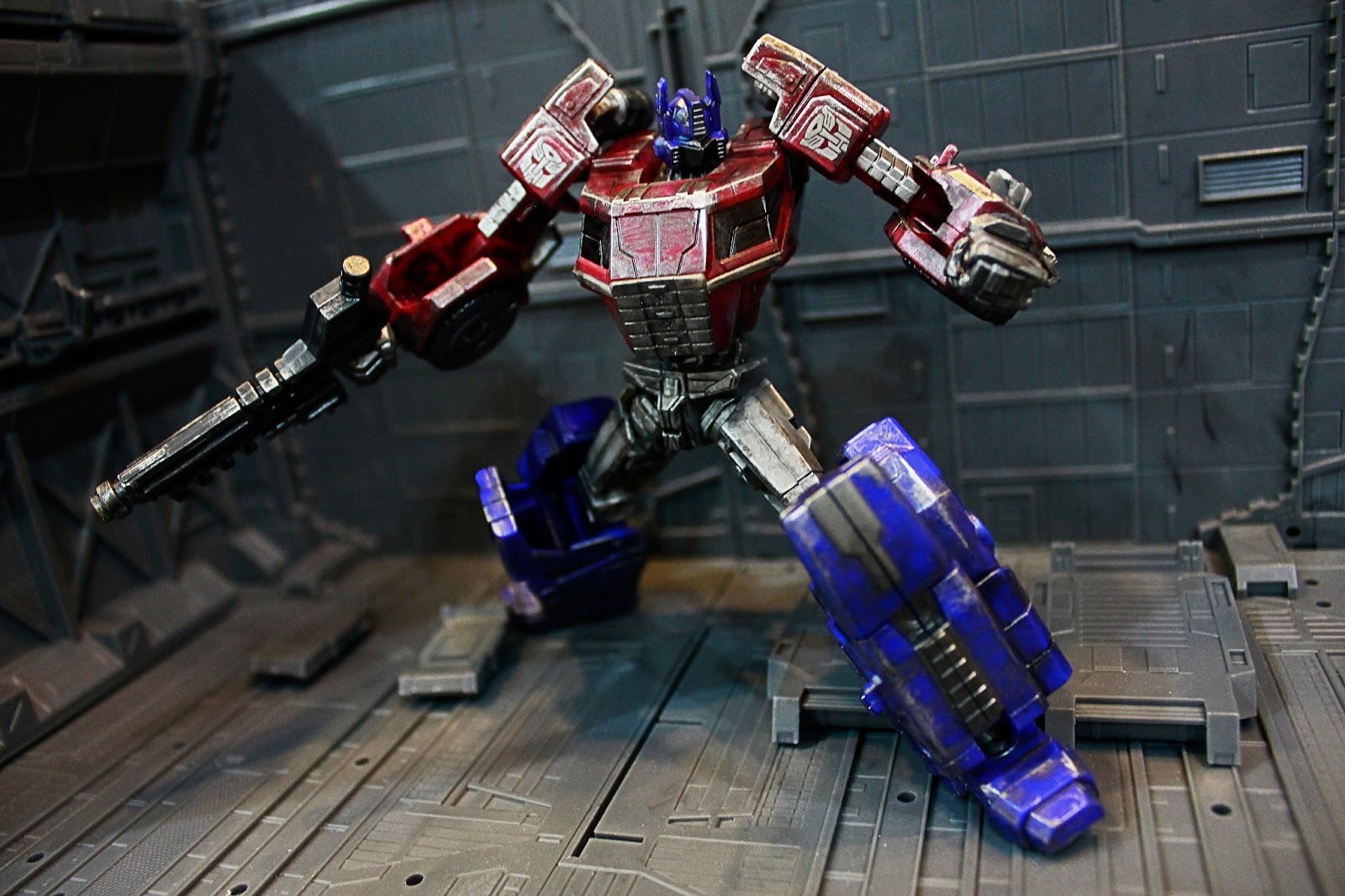 Akio's Gunpla Workshop: FOC Optimus Prime Custom