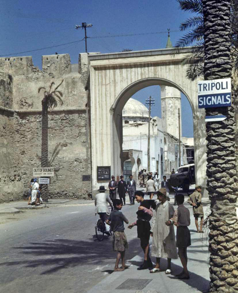 26 Color Photos of Tunisia and Libya in the North African Campaign of ...