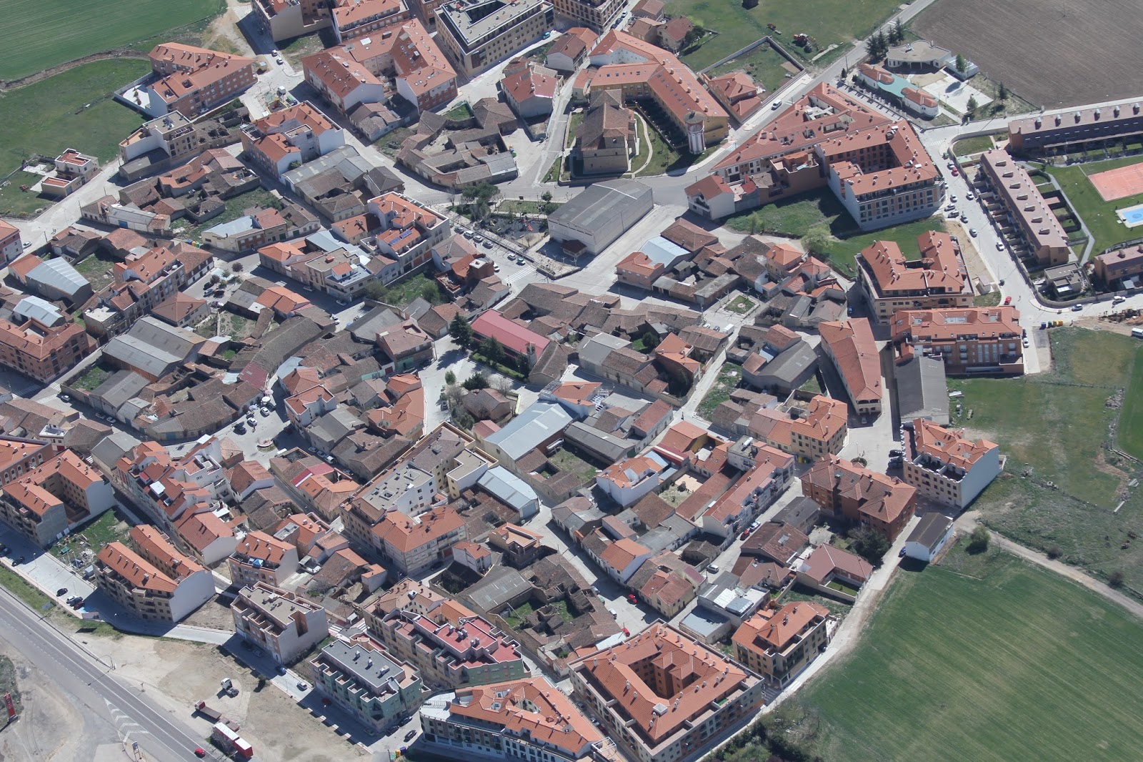 CASTELLANOS DE MORISCOS: IMAGENES AEREAS DE CASTELLANOS DE MORISCOS