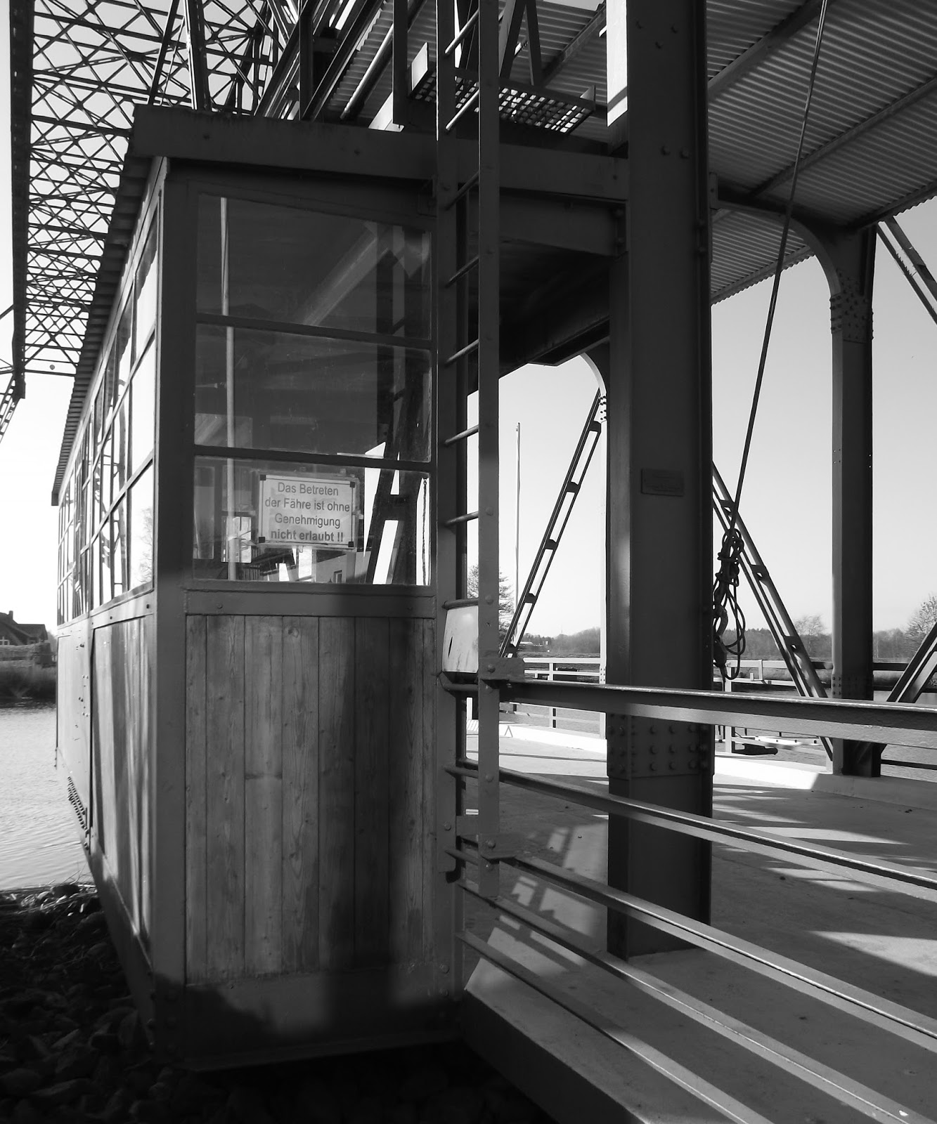 YoungManGoneWest: Osten Transporter Bridge, Lower Saxony