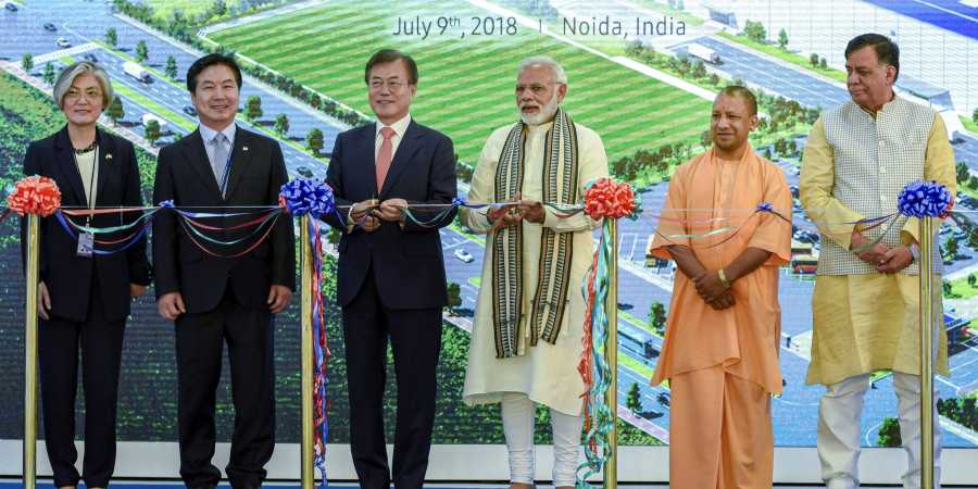 Spotlight: Inauguration of large mobile manufacturing unit of Samsung ...