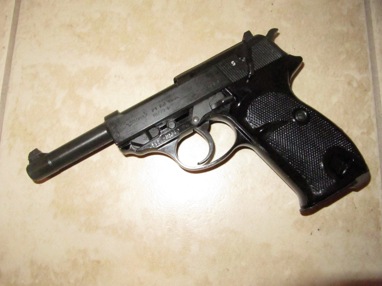 Armed (But Not Dangerous): Cold War Warriors: The Walther P1