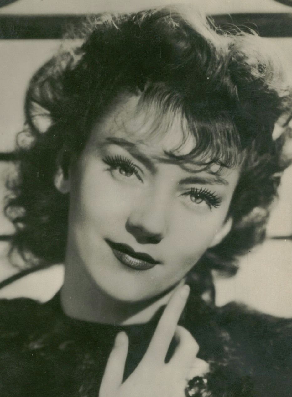 Het Schimmenrijk: Yvette Lebon