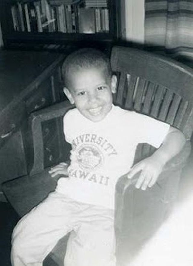 32 Rare and Adorable Childhood Photos of President Barack Obama From ...