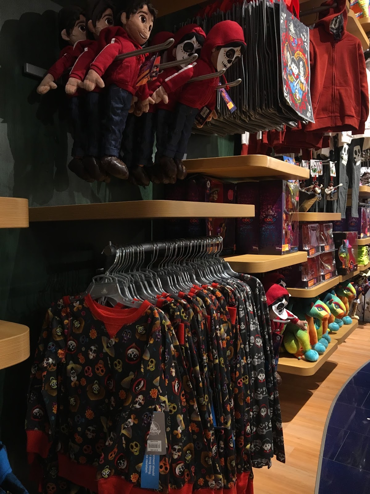 Dan the Pixar Fan: Events: The Disney Store Coco Merchandise Release—IN ...