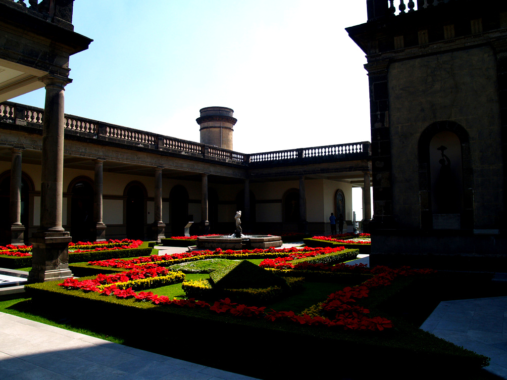 loveisspeed.......: Chapultepec Castle or Castillo de Chapultepec is ...