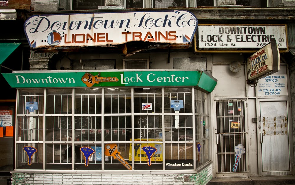 One Photograph a Day: Downtown Lock