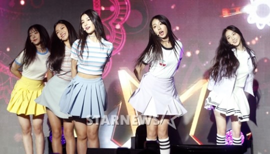 'K-Pop Star' Kim Sohee's girl group Elris holds debut showcase