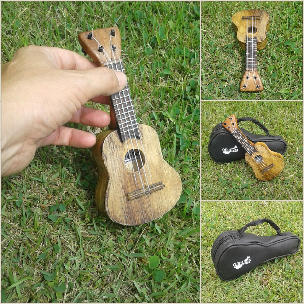 Mini Ukulele Christian Vantroeyen