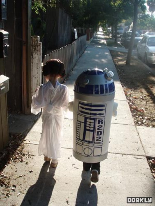 life @ 1521: dorky but awesome kid's halloween costumes.