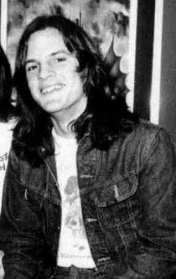 Edson Metal!: AC/DC: Parabéns Mark Evans!