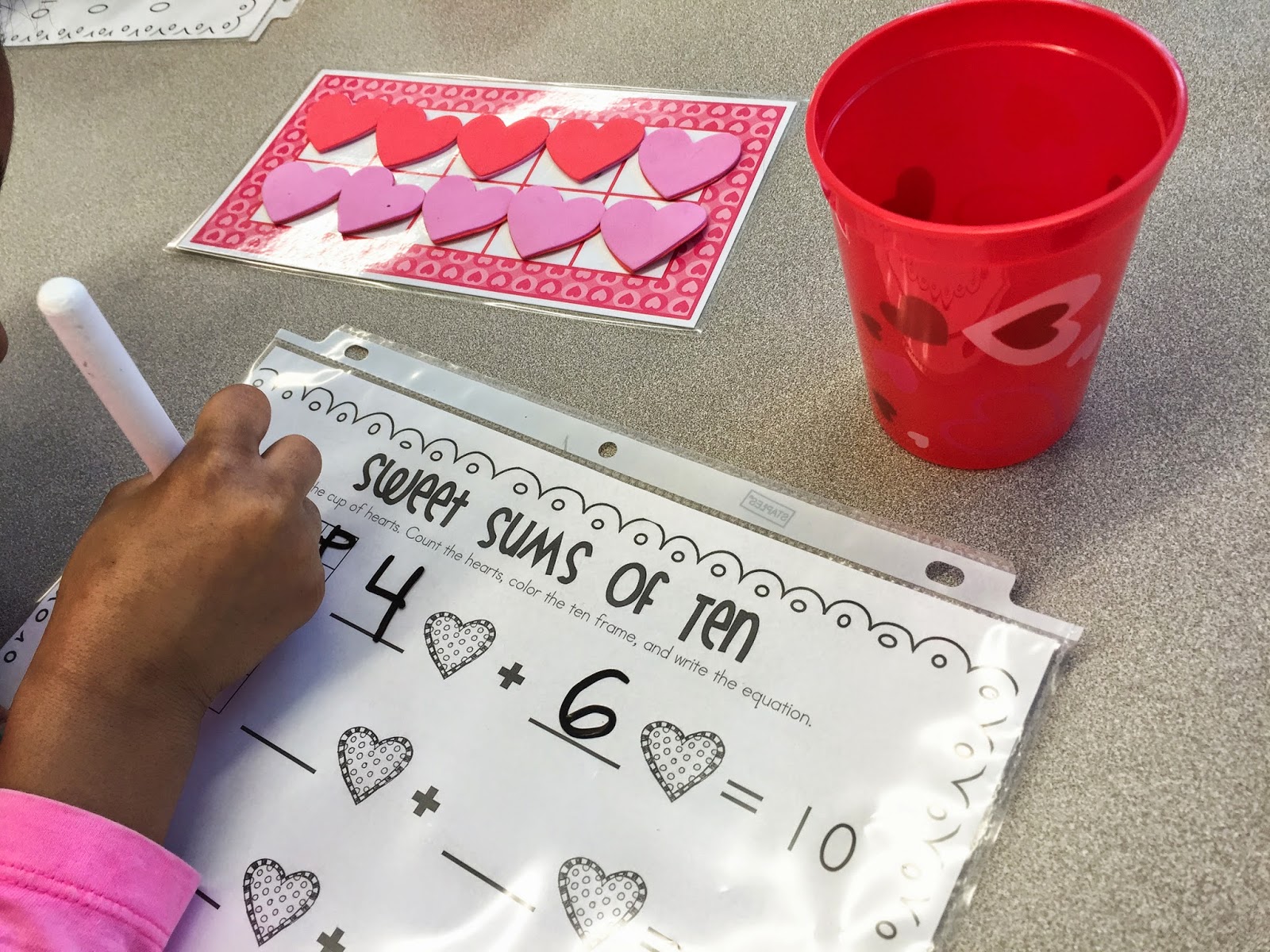 Mrs. Ricca's Kindergarten: February Fun & Freebie!