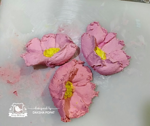 Spring Blooms’ With Sculpture Paste