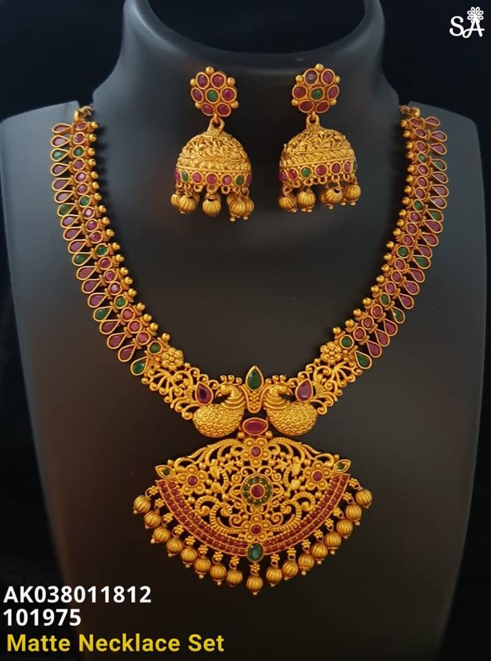 Latest Model Designer Necklace Buy Online