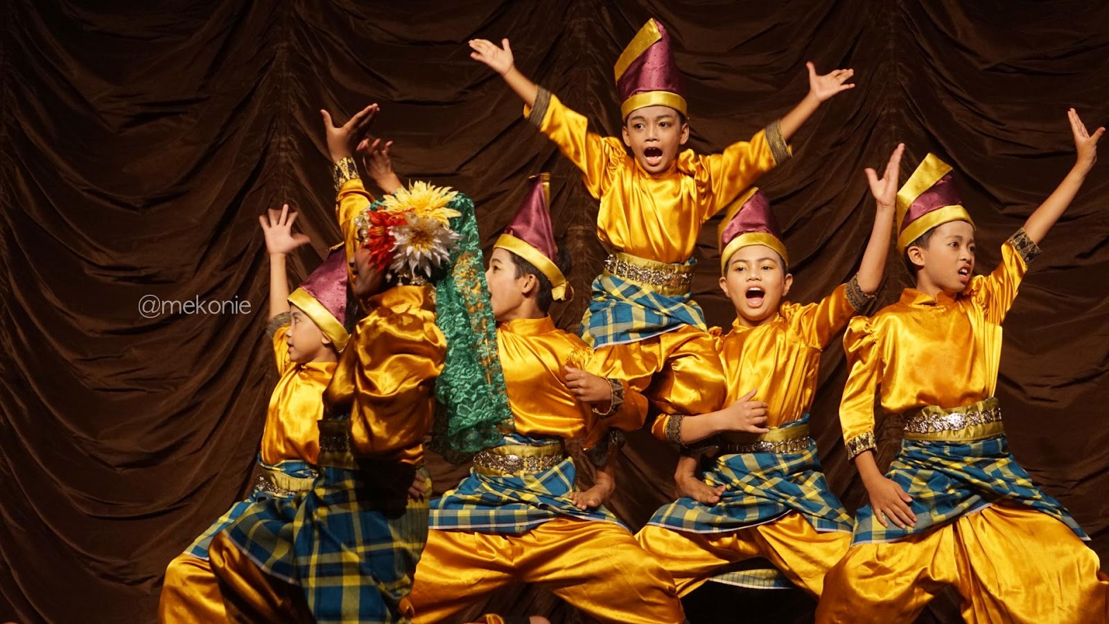 PEMENTASAN SEMARAK BANGSAWAN 2018 : BANGSAWAN PUTERI SAADONG - Mek Onie