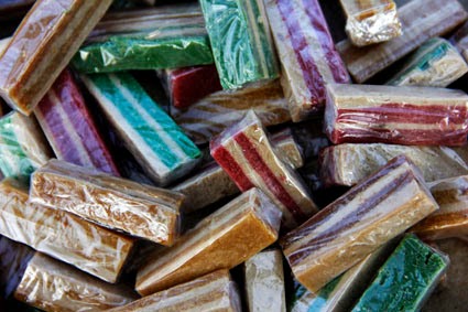 MAKANAN KHAS JEMBER SERBA TAPE ~ TULISANKU