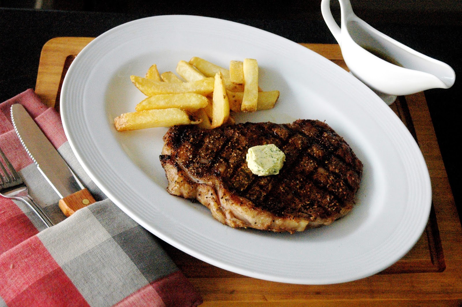 DUDE FOR FOOD: Here's the Beef: The New US Ribeye from Racks