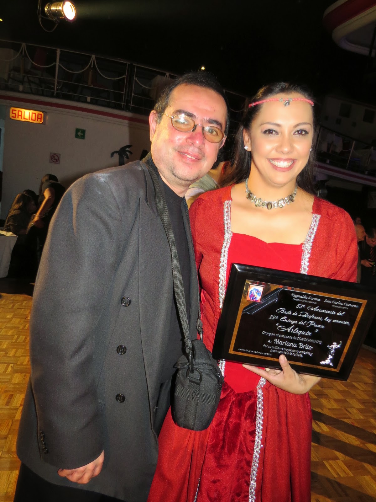 ESPECTACULARIO: MARIANA BRITO GANA ARLEQUIN