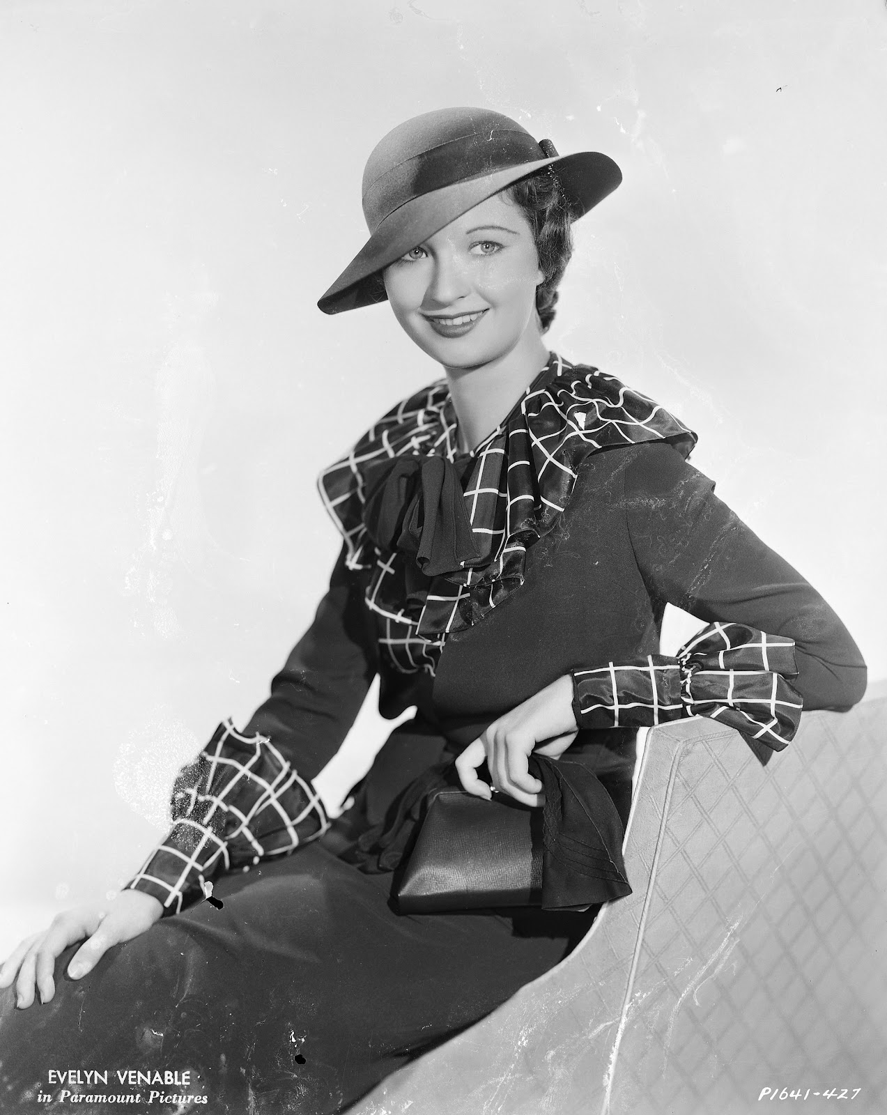 It's The Pictures That Got Small ...: THE SATURDAY GLAMOUR 15!