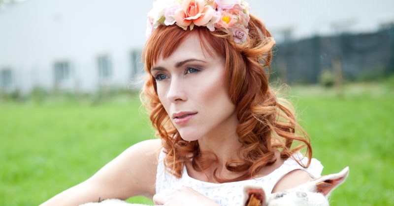 Modellen land Magazine: Interview: Model Laura Theys