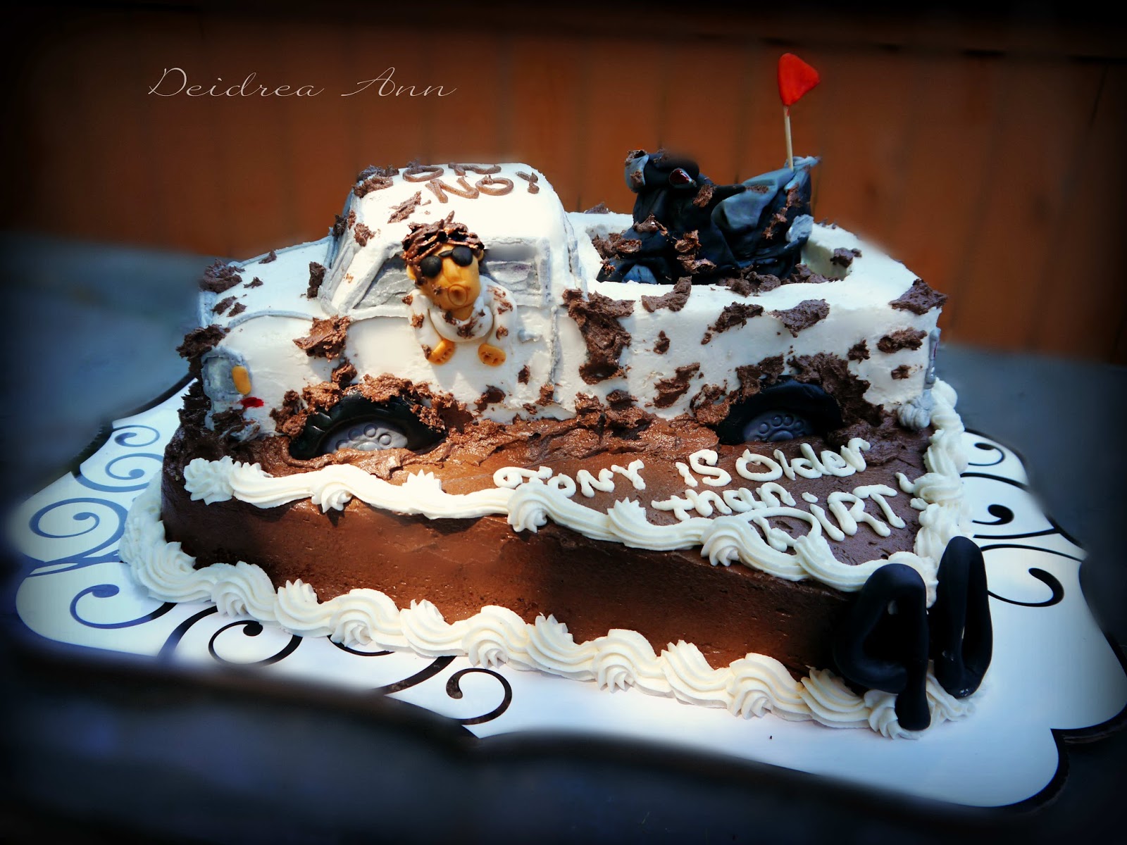 Suzy Homefaker: OVER THE HILL TRUCK AND MOPED CAKE