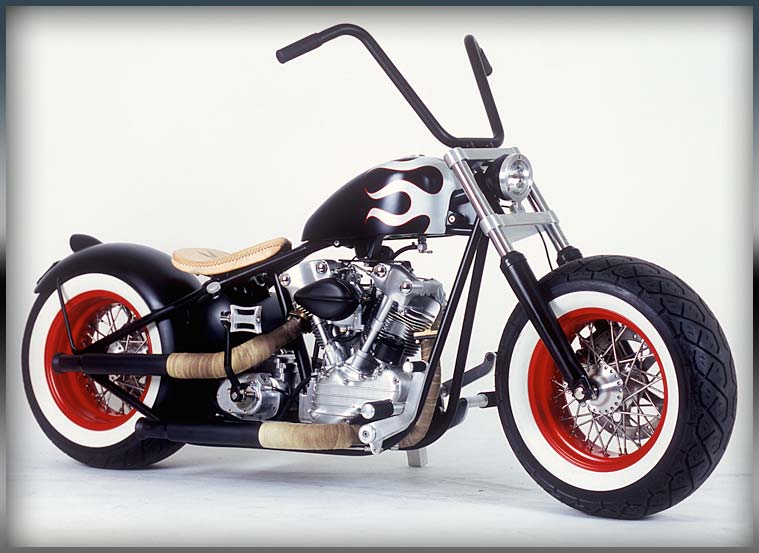 Typical Spanish Custom: Hot rod bike