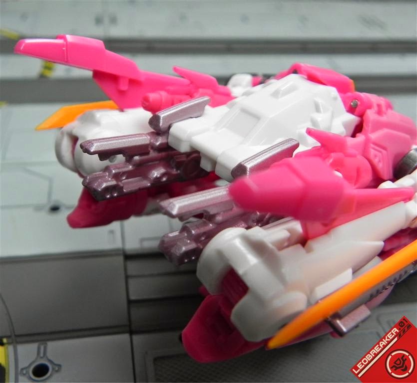 ROBOT.REB3LLION: AZALEA MMC A.K.A ARCEE IDW