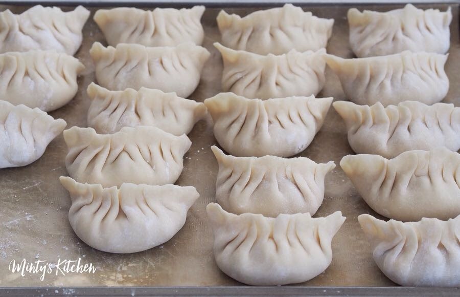 Minty's Kitchen: Homemade Dumpling Wrappers
